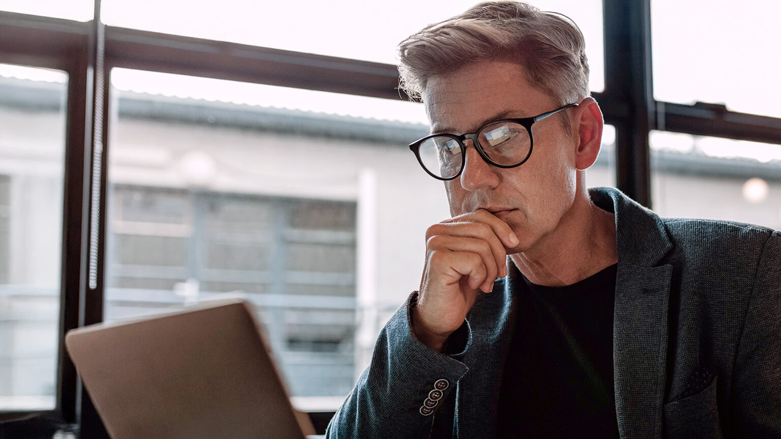 SOC vs MDR: vad är skillnaden, och vad passar dig bäst? - Conscia Sverige